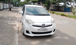 Buy used toyota ractis white car in bujumbura in bujumbura - carkugura